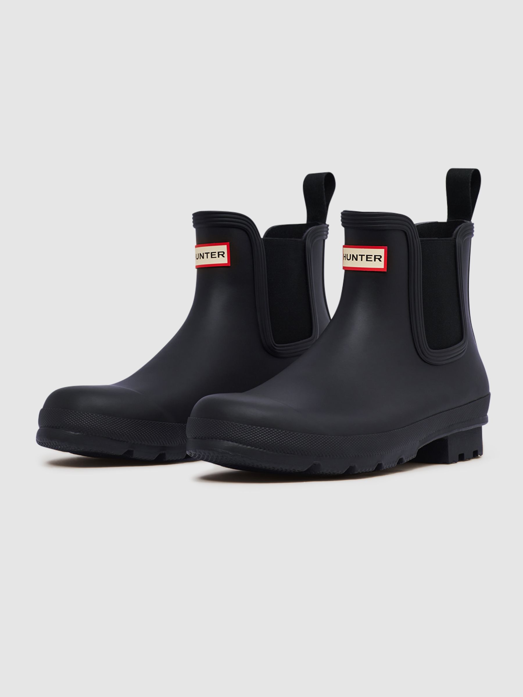 Hunter Original Chelsea Boots in Black - REISS