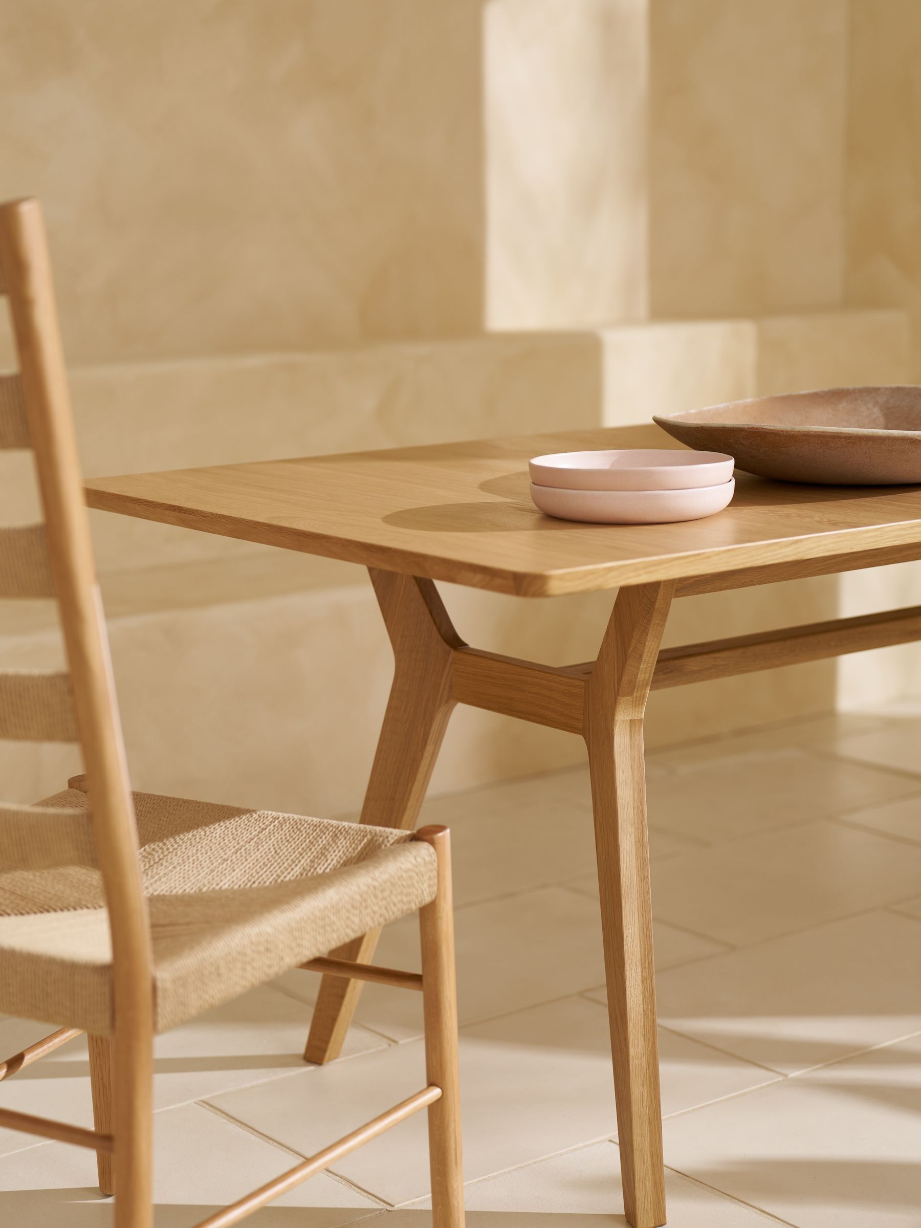 Buy Jenson Extendable 6 to 8 Seater Dining Table in Oak from the Made ...