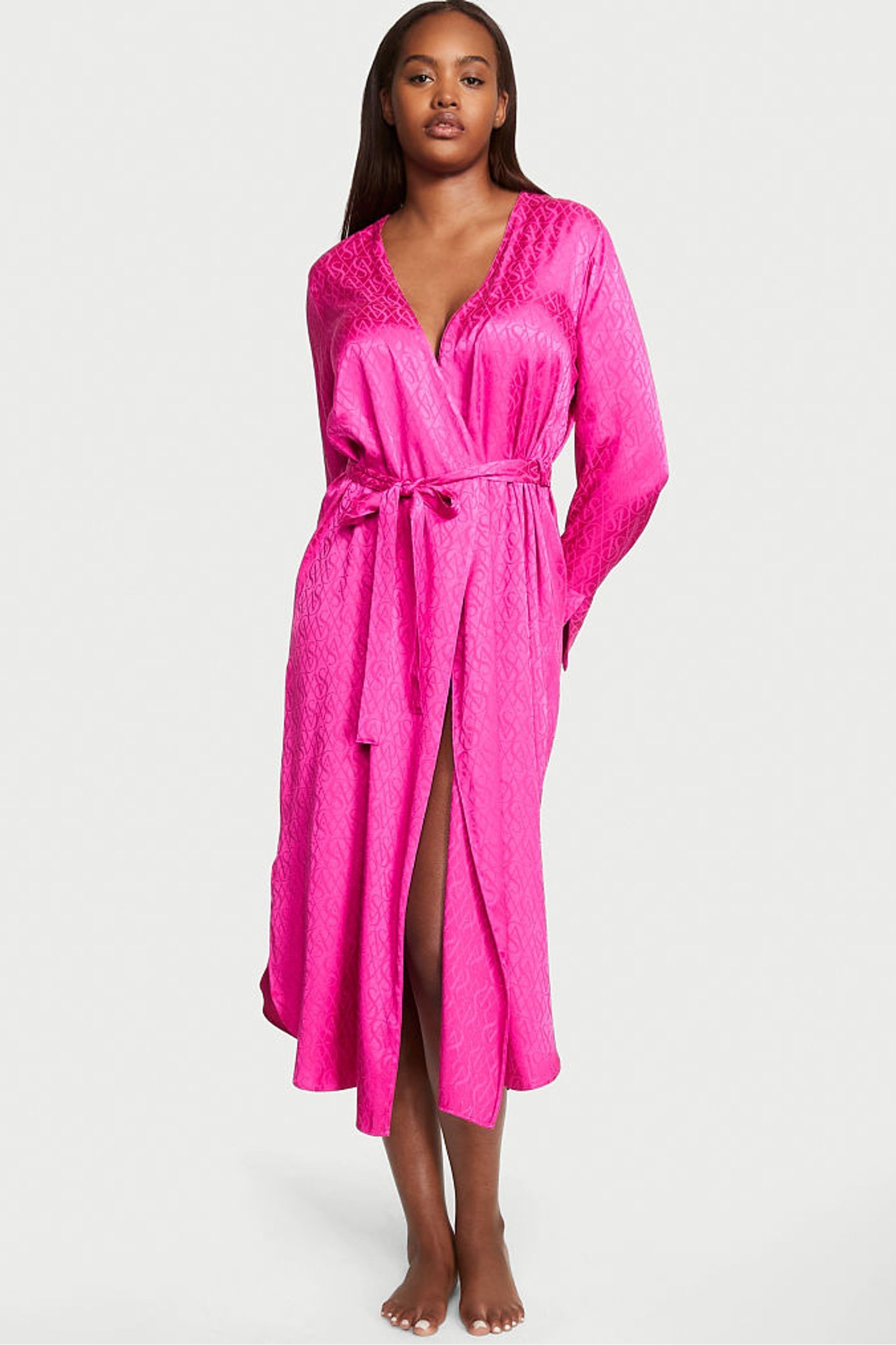 Buy Victoria's Secret Icon Maxi Robe from the Victoria's Secret UK ...