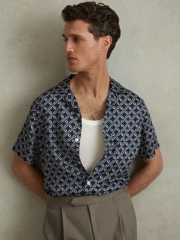 Printed Cuban Collar Shirt in Navy/White - REISS