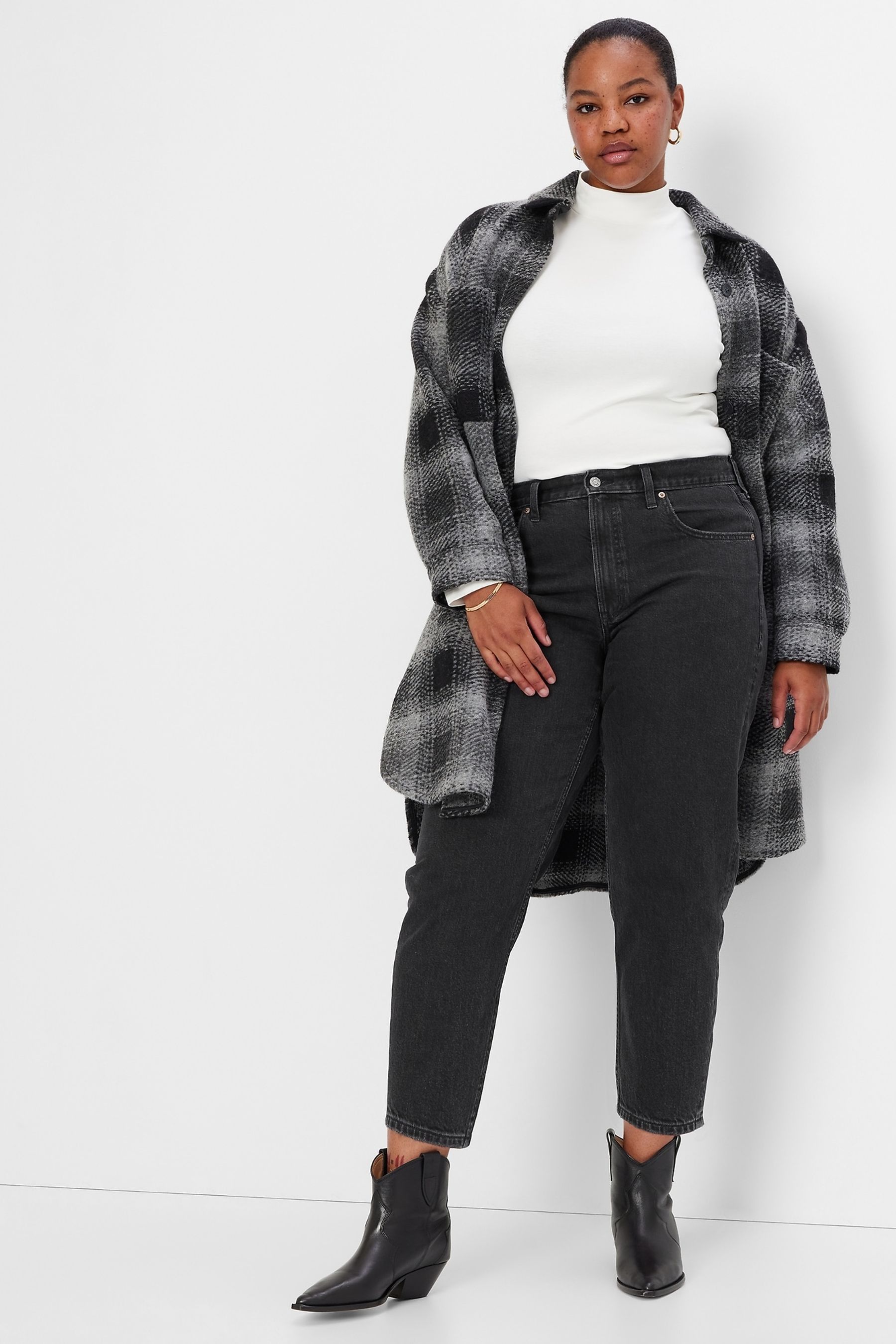 Buy Washed Black High Waisted Barrel Jeans from the Gap online shop