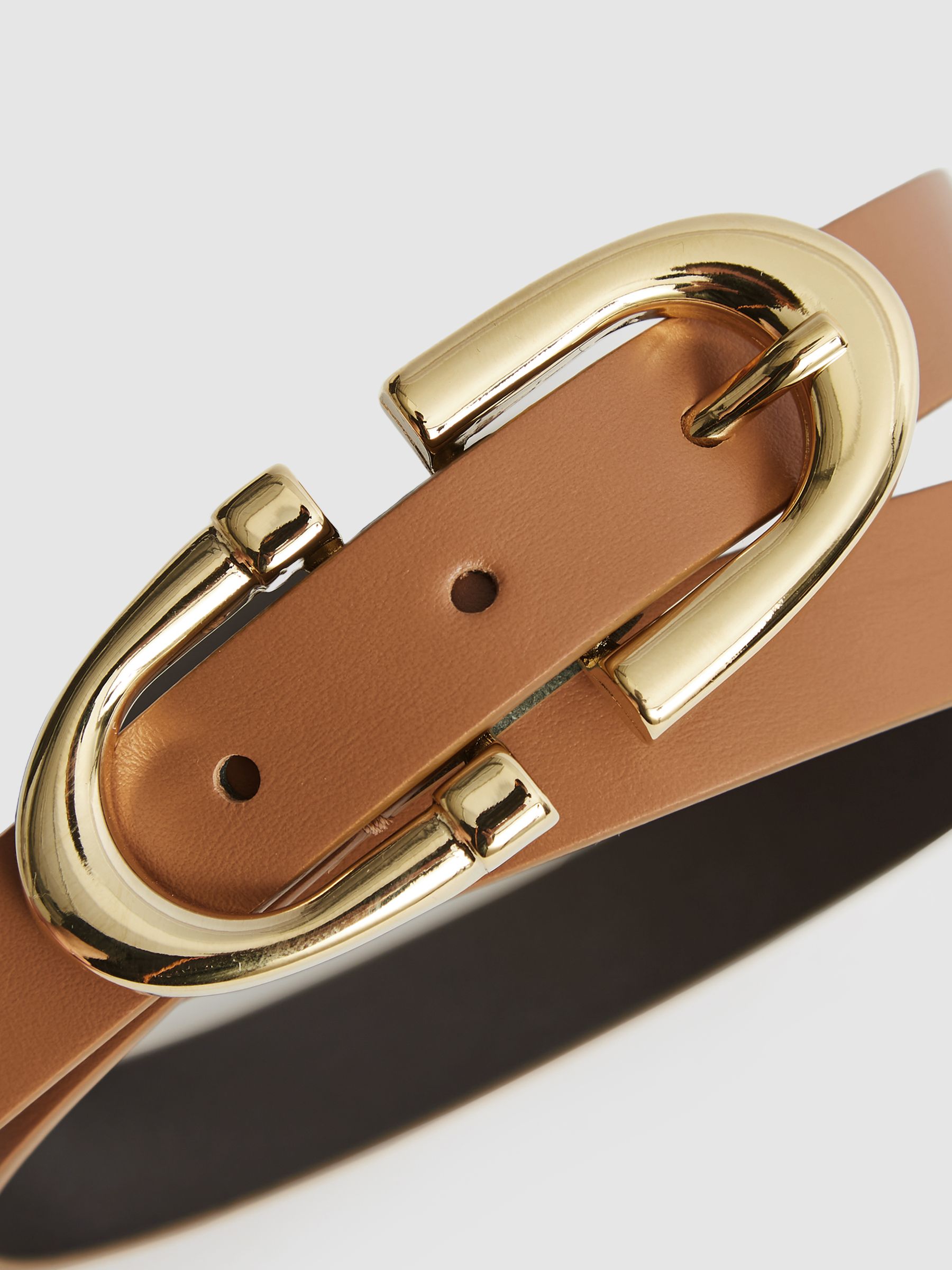 Reiss Horseshoe Belt in Tan - REISS