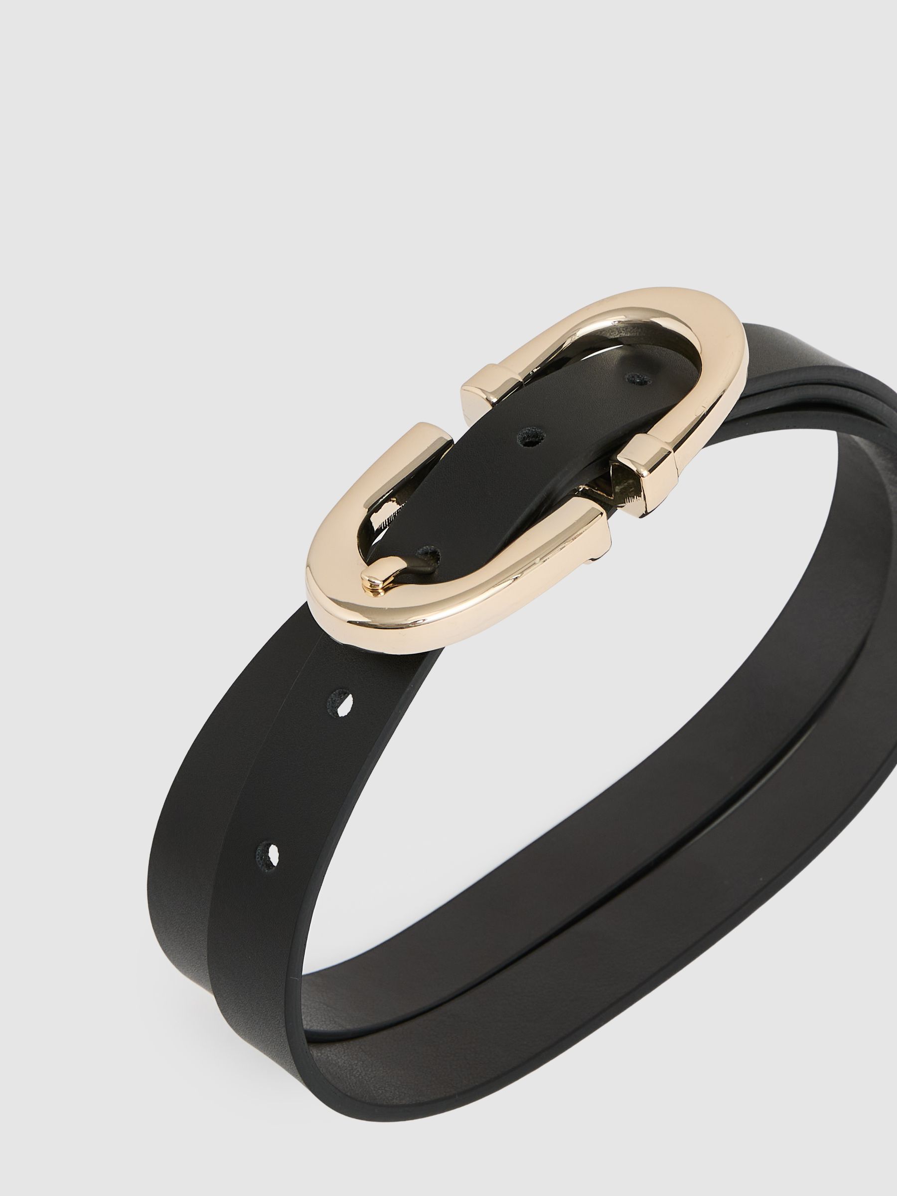 Reiss Horseshoe Belt in Black - REISS