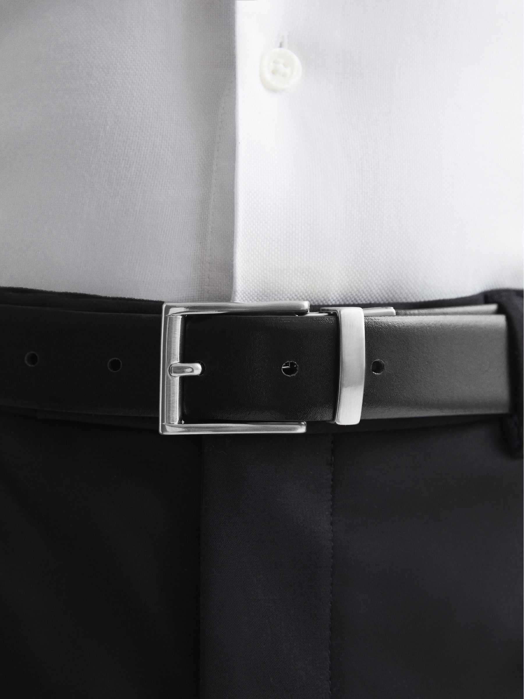 Reiss Reversible Leather Belt in Black - REISS