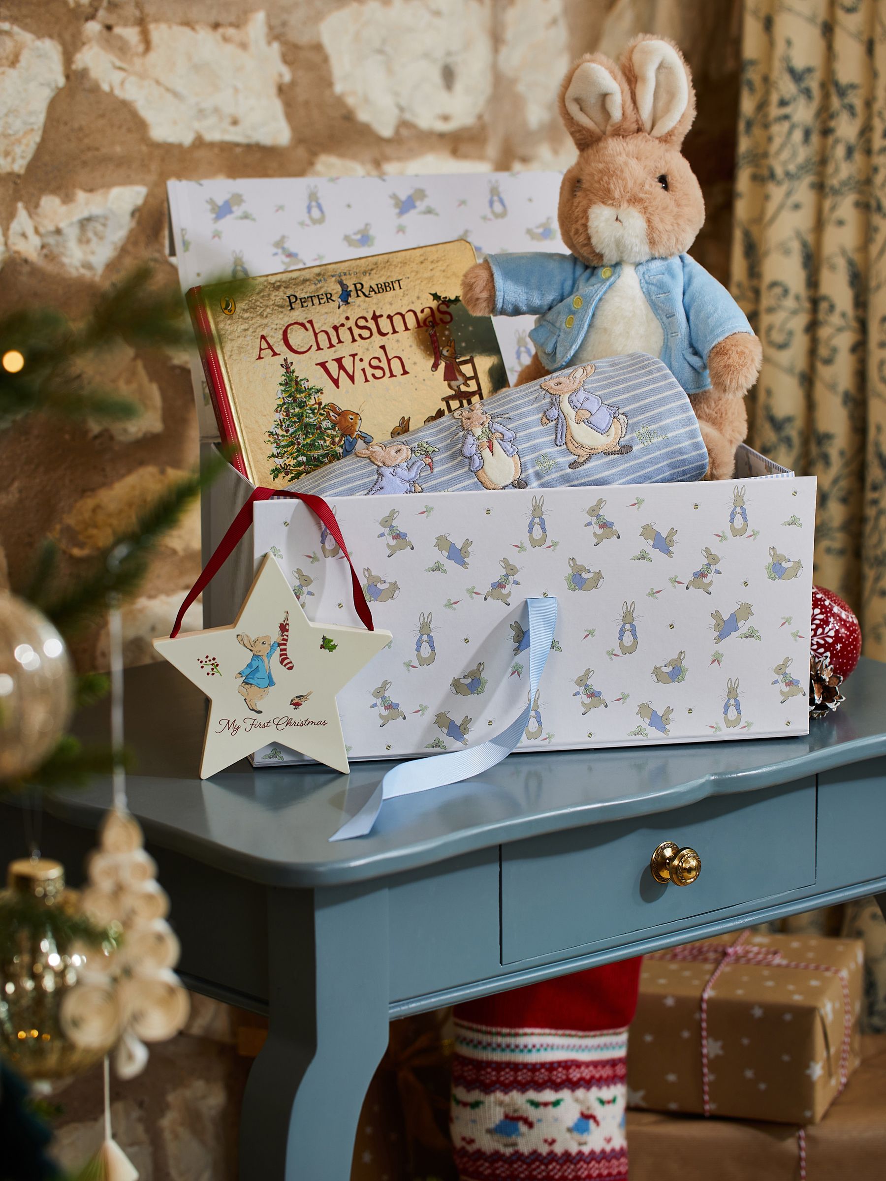 White Peter Rabbit Keepsake Gift Box | JoJo Maman Bébé