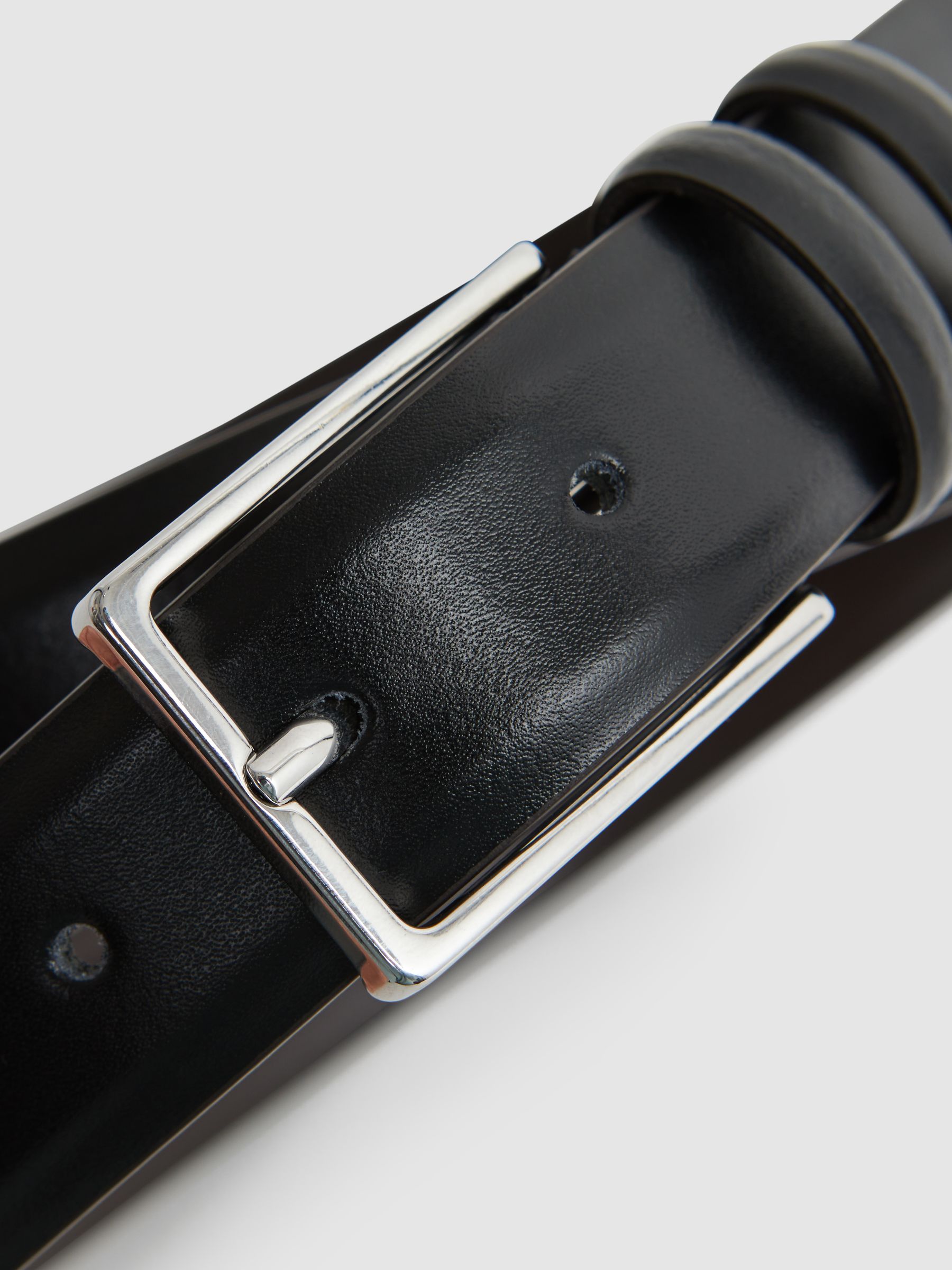 Reiss Smooth Leather Belt in Black - REISS