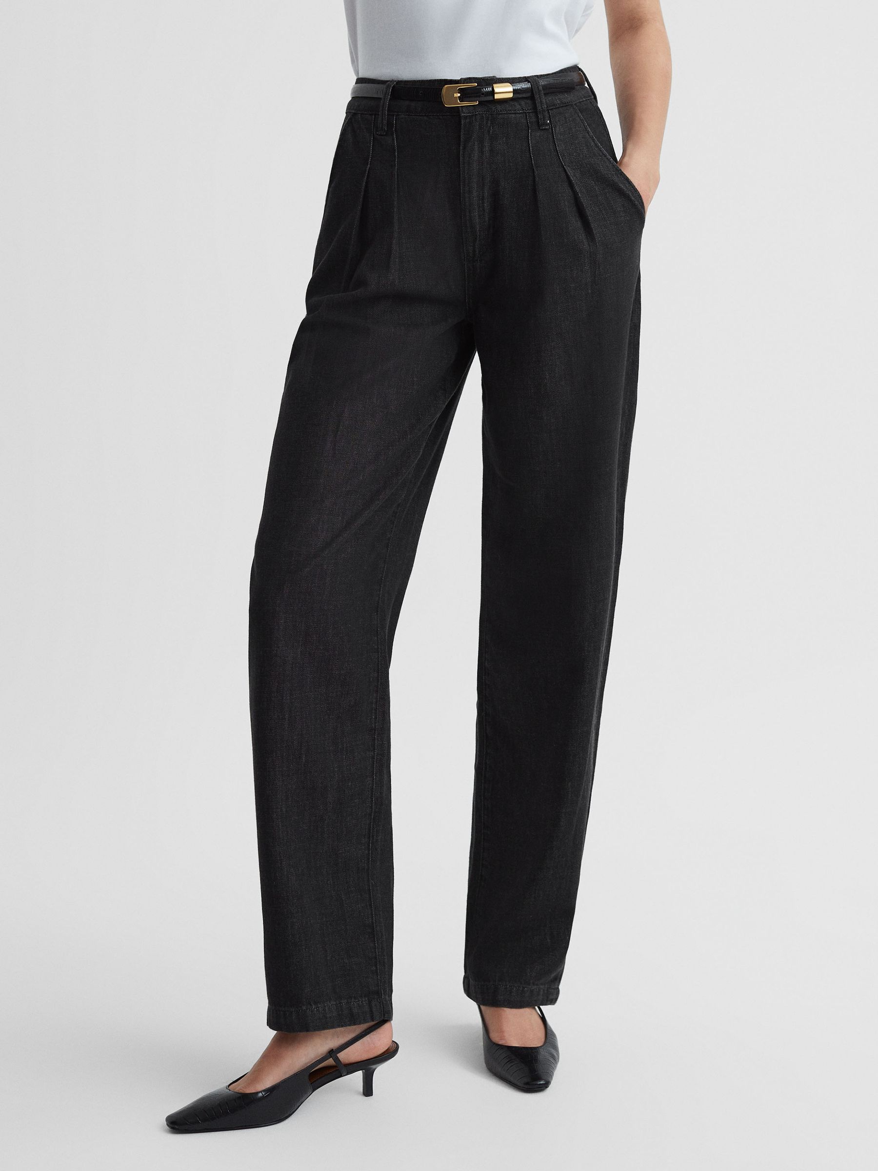 Reiss Paige High Rise Tapered Jeans in Washed Black - REISS