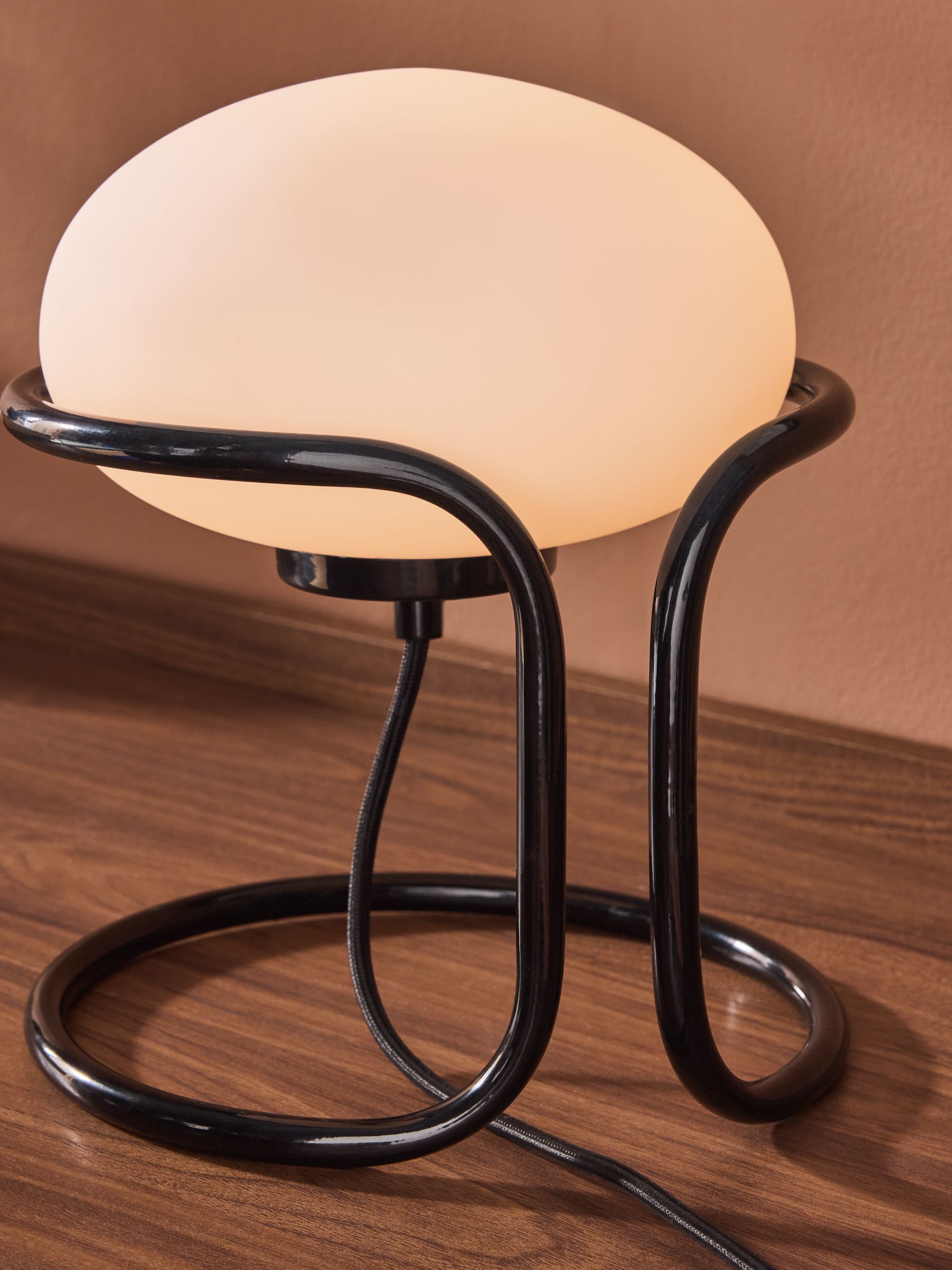 Piper Table Lamp in Black | Made