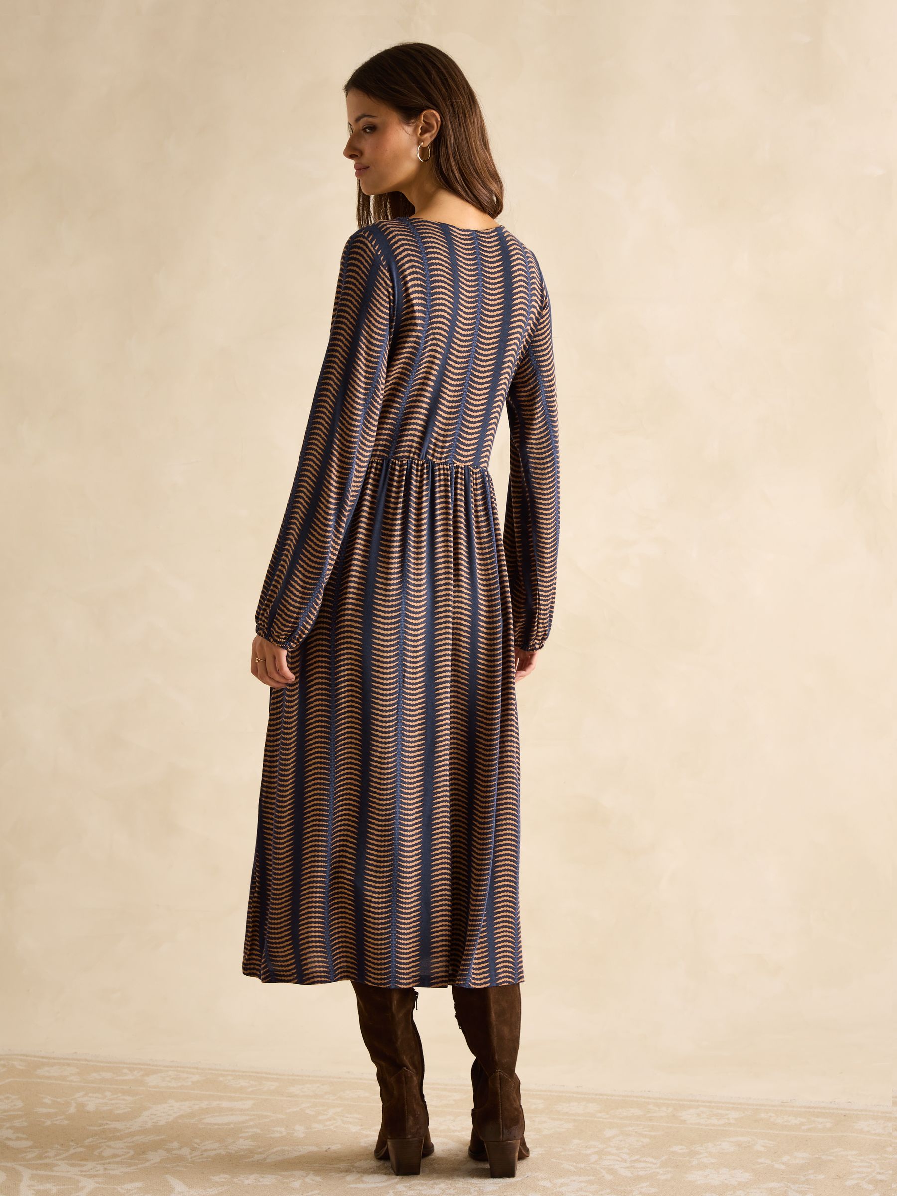 Nia Navy Blue & Tan V-Neck Long Sleeve Midaxi Dress | Joules
