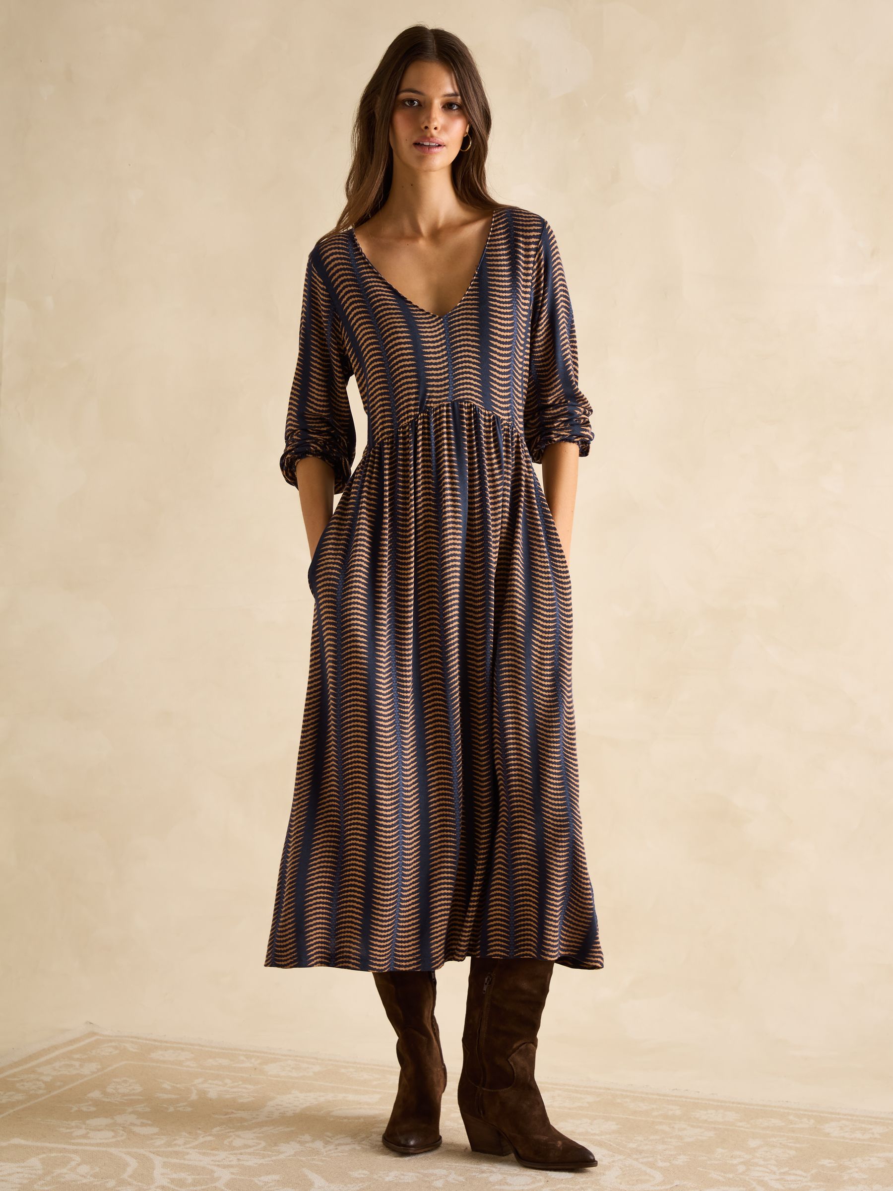 Nia Navy Blue & Tan V-Neck Long Sleeve Midaxi Dress | Joules