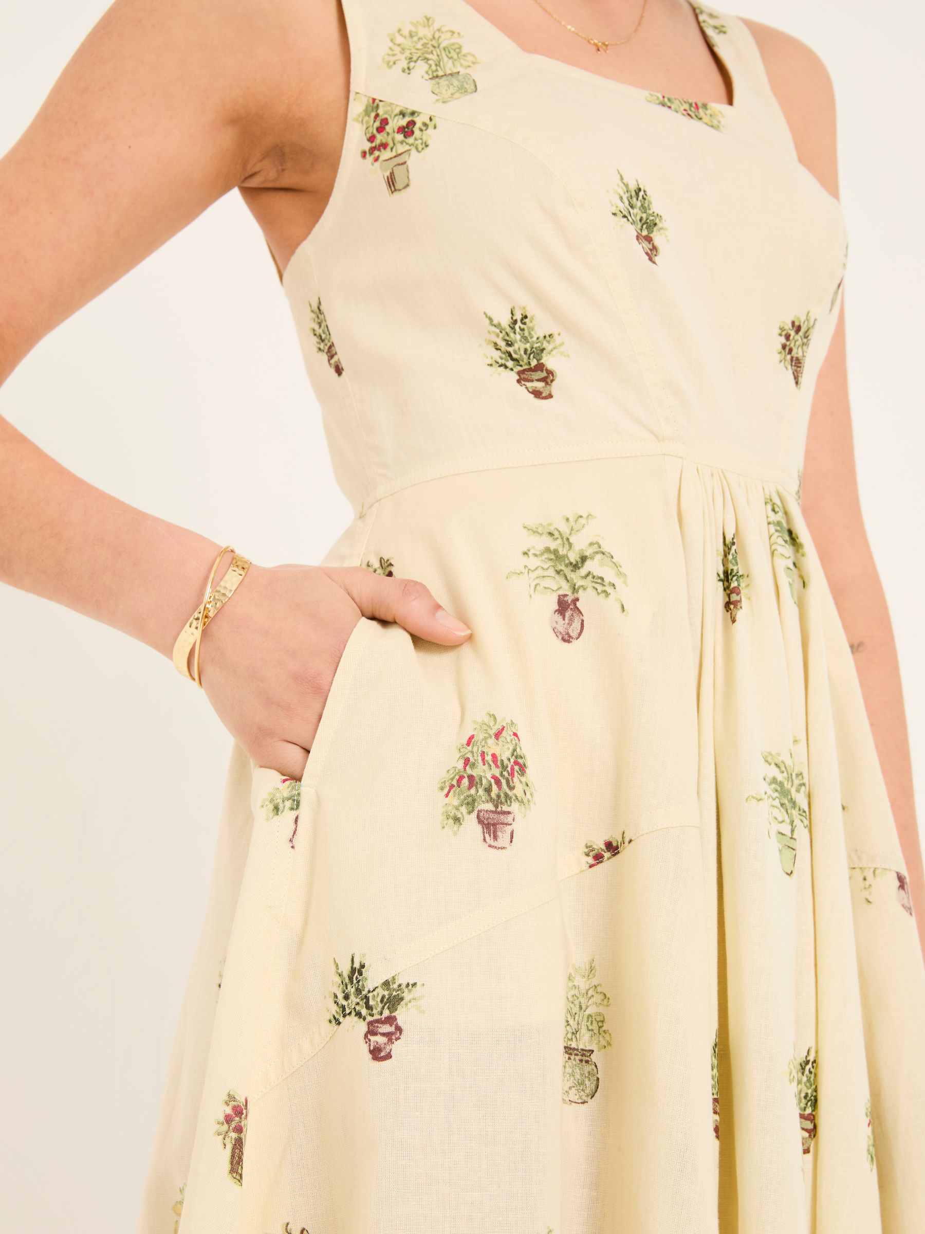 Maria Ivory Plants Midi Dress | FatFace