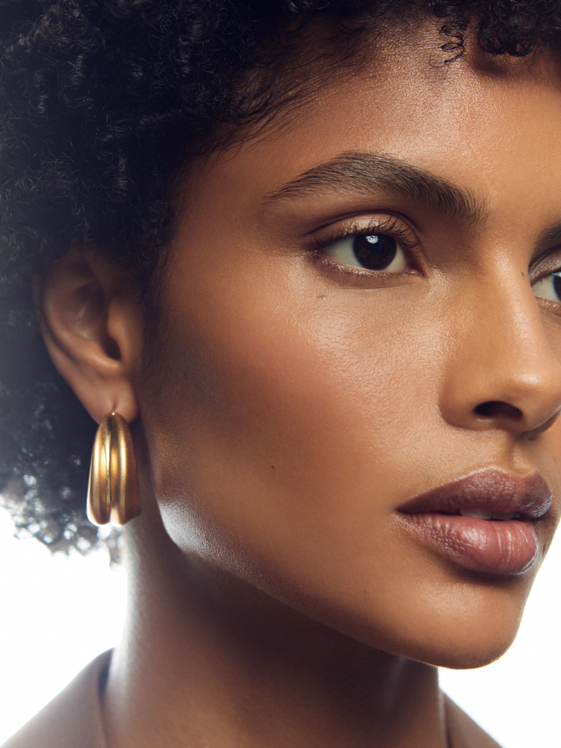 Reiss Sculptural Hoop Earrings in Gold Tone - REISS