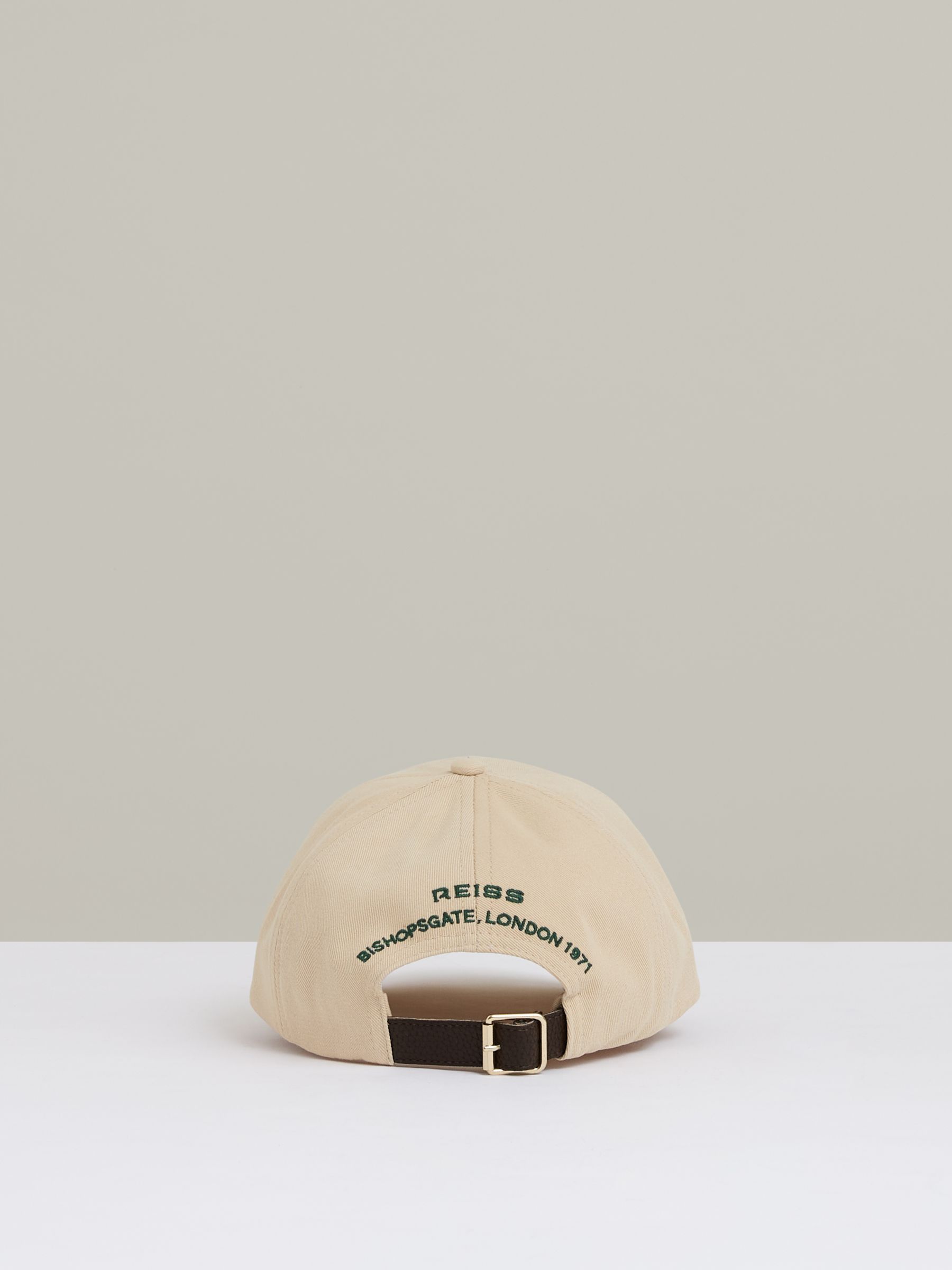 Reiss Logo-Embroidered Varsity Baseball Cap in Stone - REISS