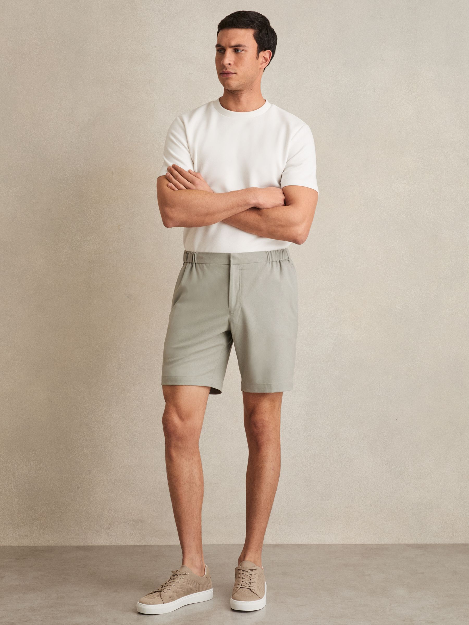 Reiss Drawstring Chino Shorts in Sage Green - REISS