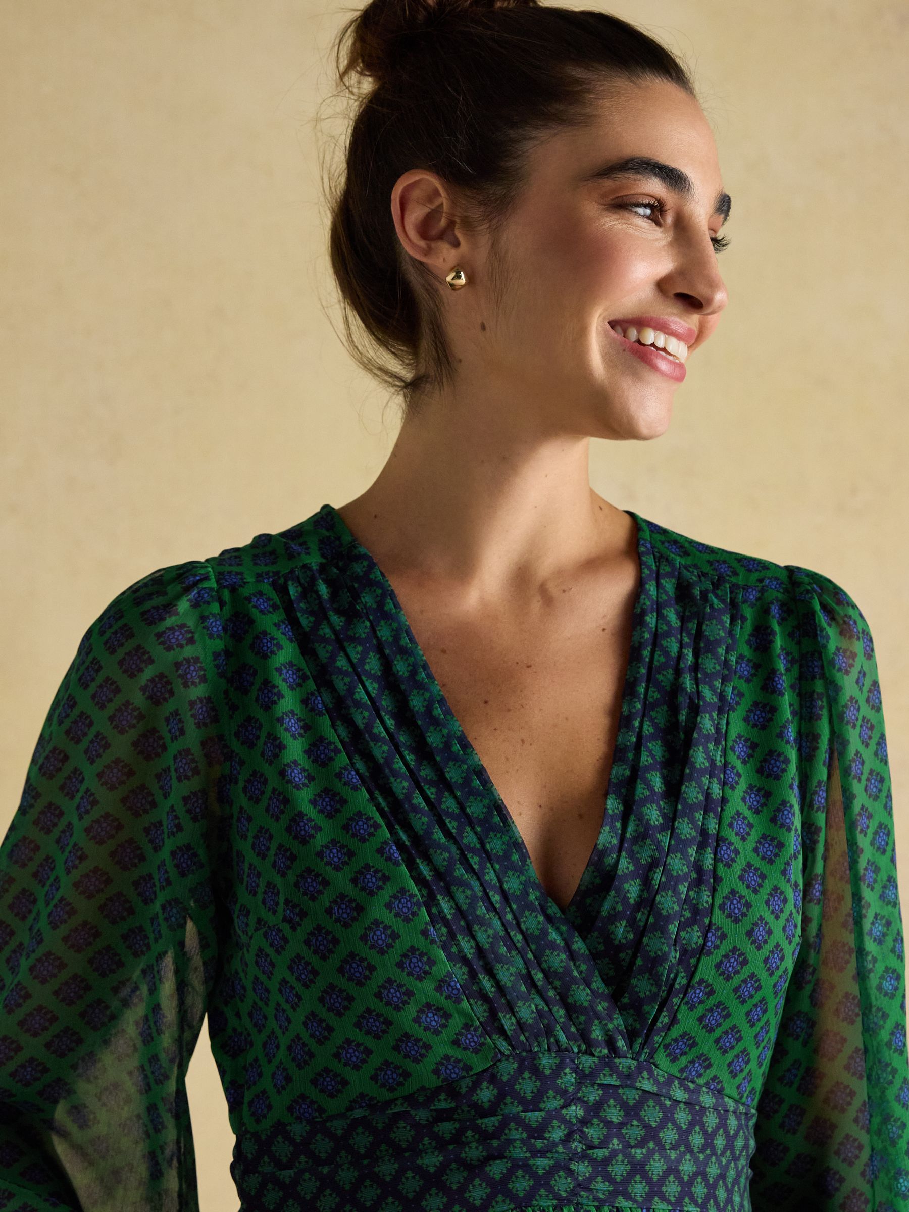 Allegra Green Hotchpotch Ruched Hotchpotch V-Neck Dress | Joules