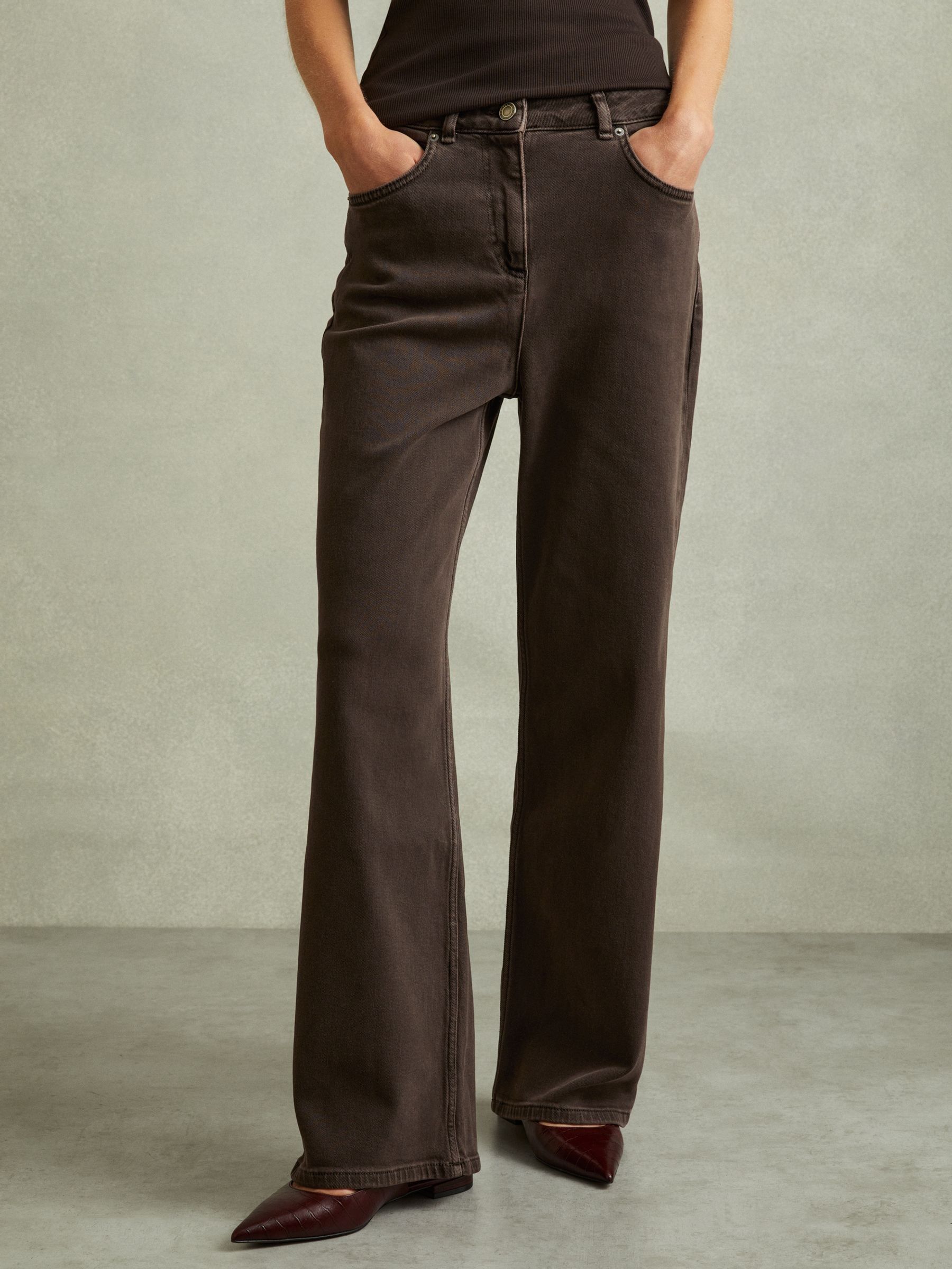 Reiss Relaxed Garment Dyed Wide Leg Jeans in Chocolate - REISS