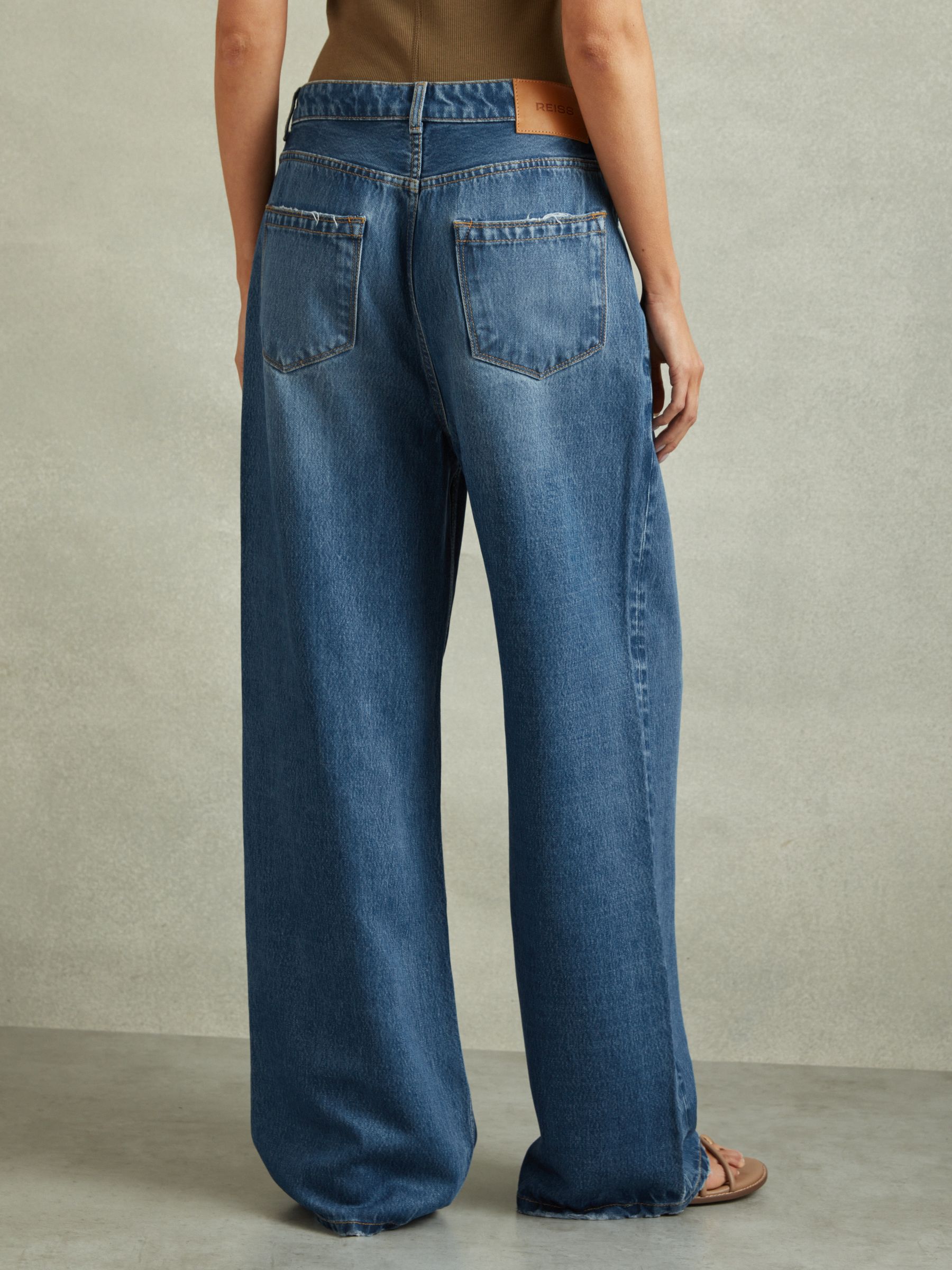 Reiss Lightweight Viscose Blend Relaxed Jeans in Mid Blue - REISS