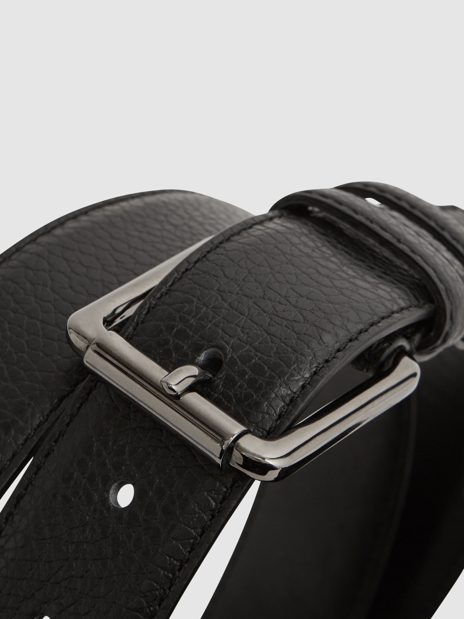 Reiss Grained Leather Belt in Black | REISS