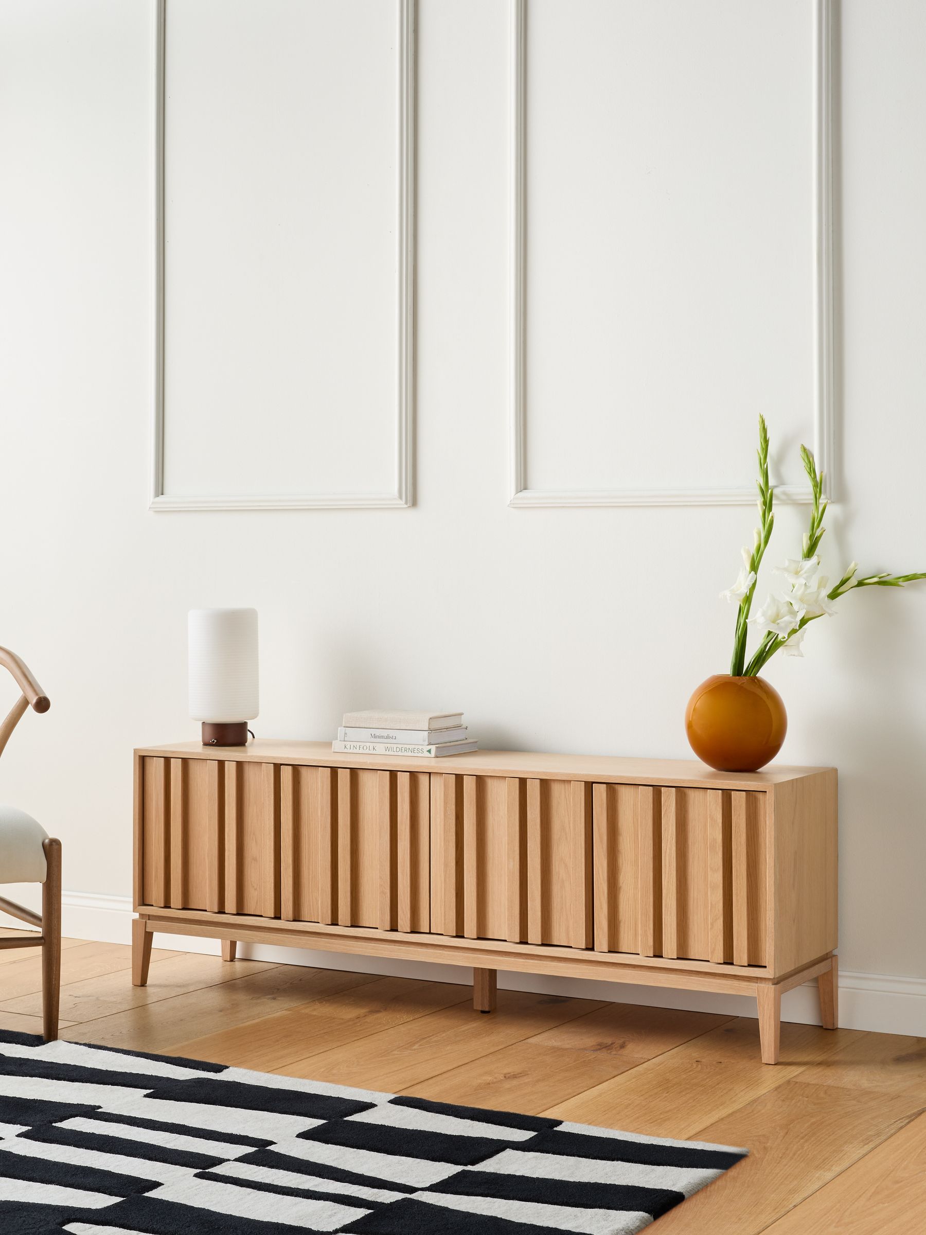 Oak Belgrave Wide TV Unit | Made