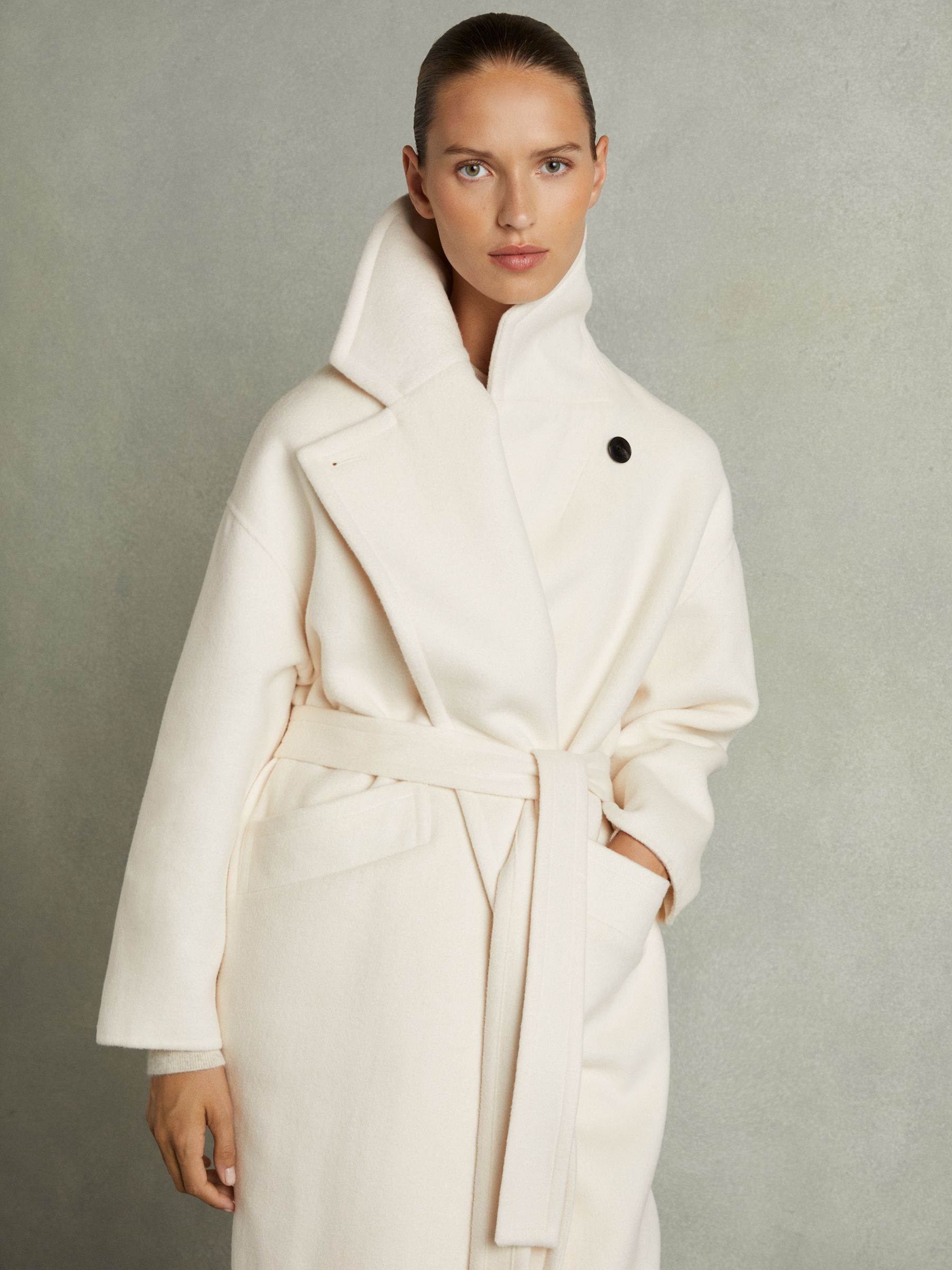 Reiss Wool-Blend Blindseam Coat in Cream - REISS