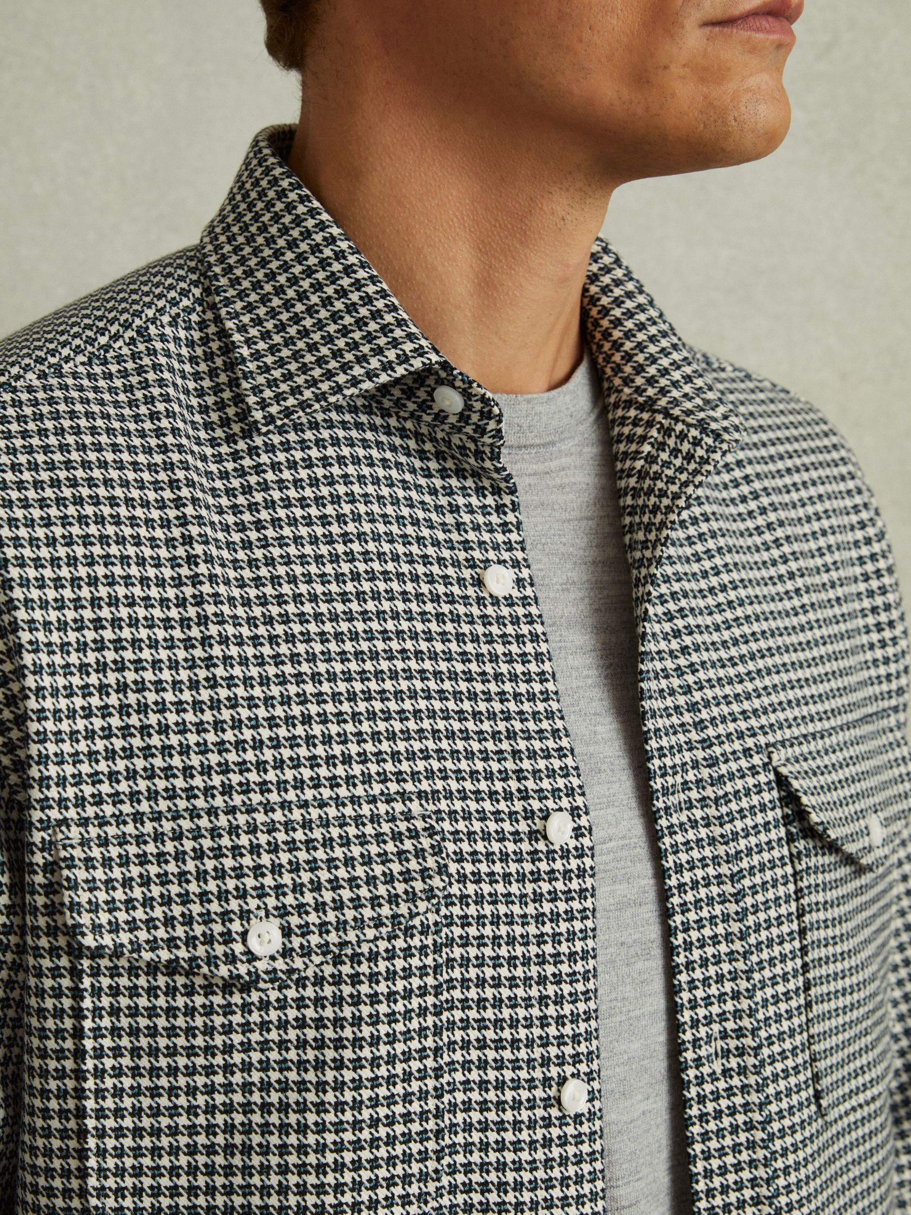 Reiss Houndstooth Overshirt in Black - REISS