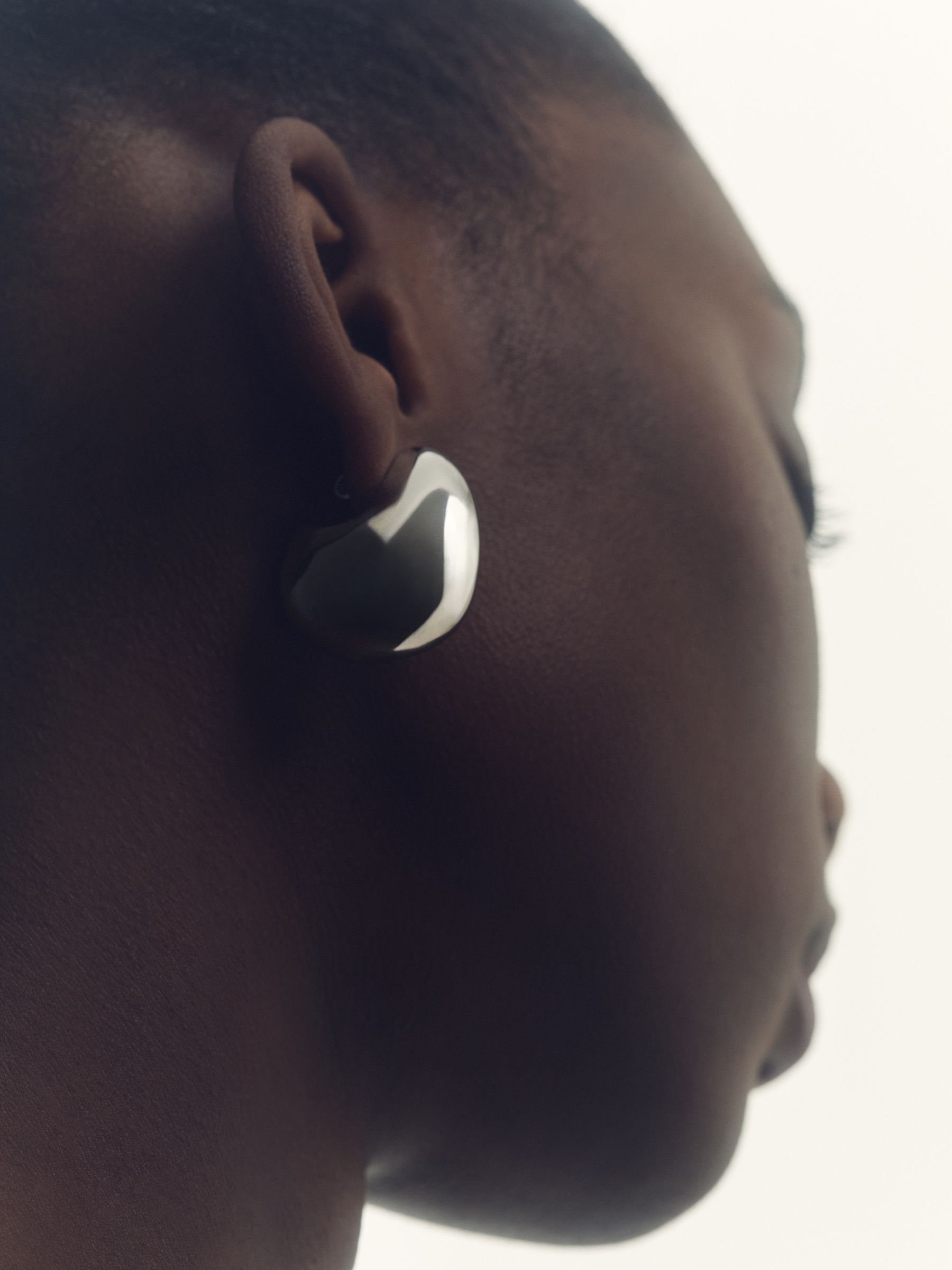 Reiss Curve Scoop Earrings in Silver Tone - REISS