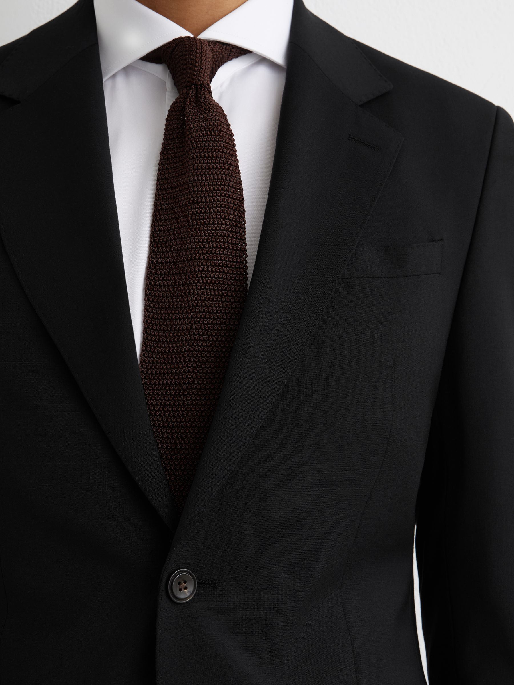 Reiss Tailored Fit Wool-Blend Single-Breasted Suit Blazer in Black - REISS
