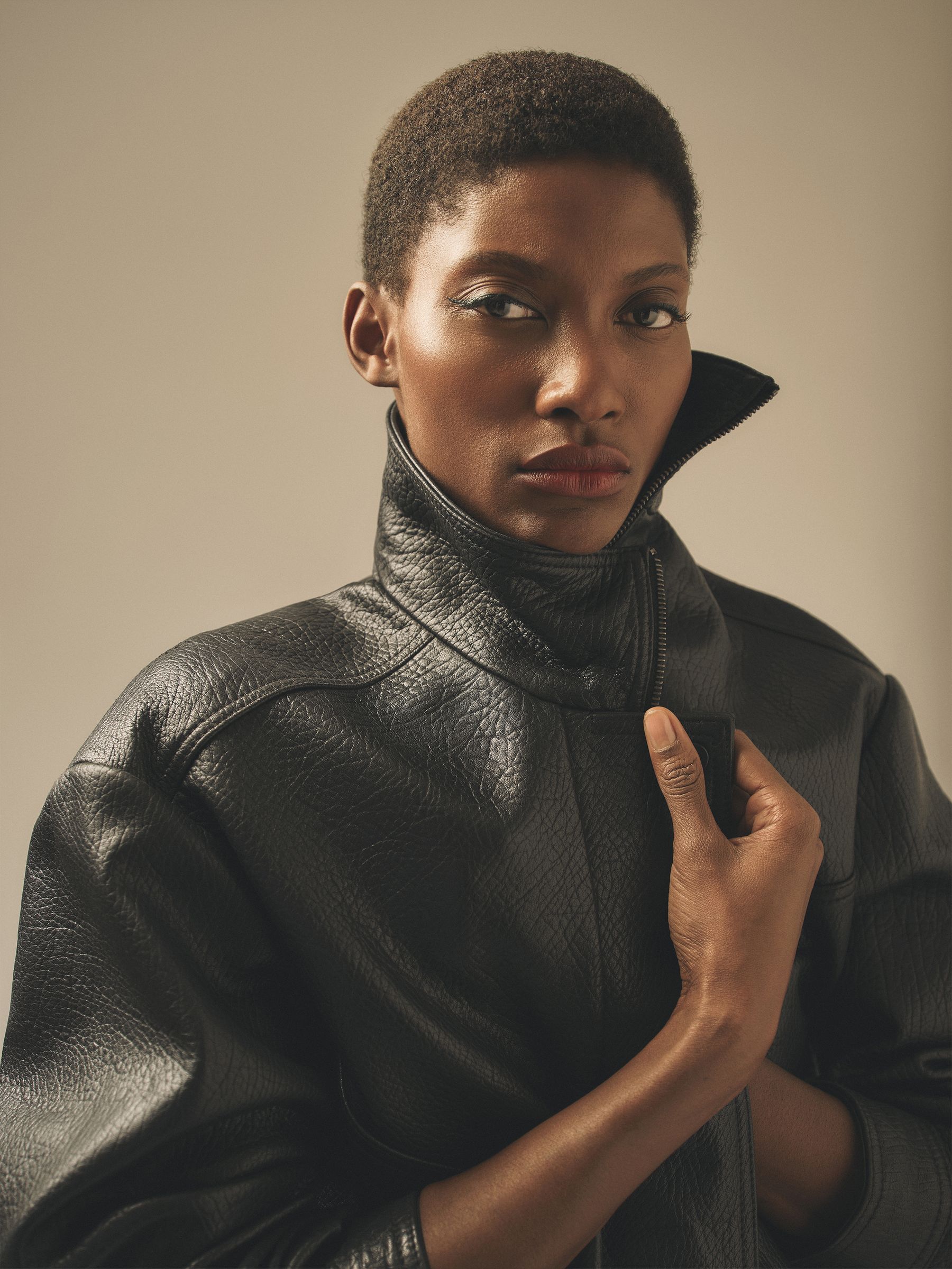 Reiss Oversize Grained-Leather Bomber Jacket in Black | REISS