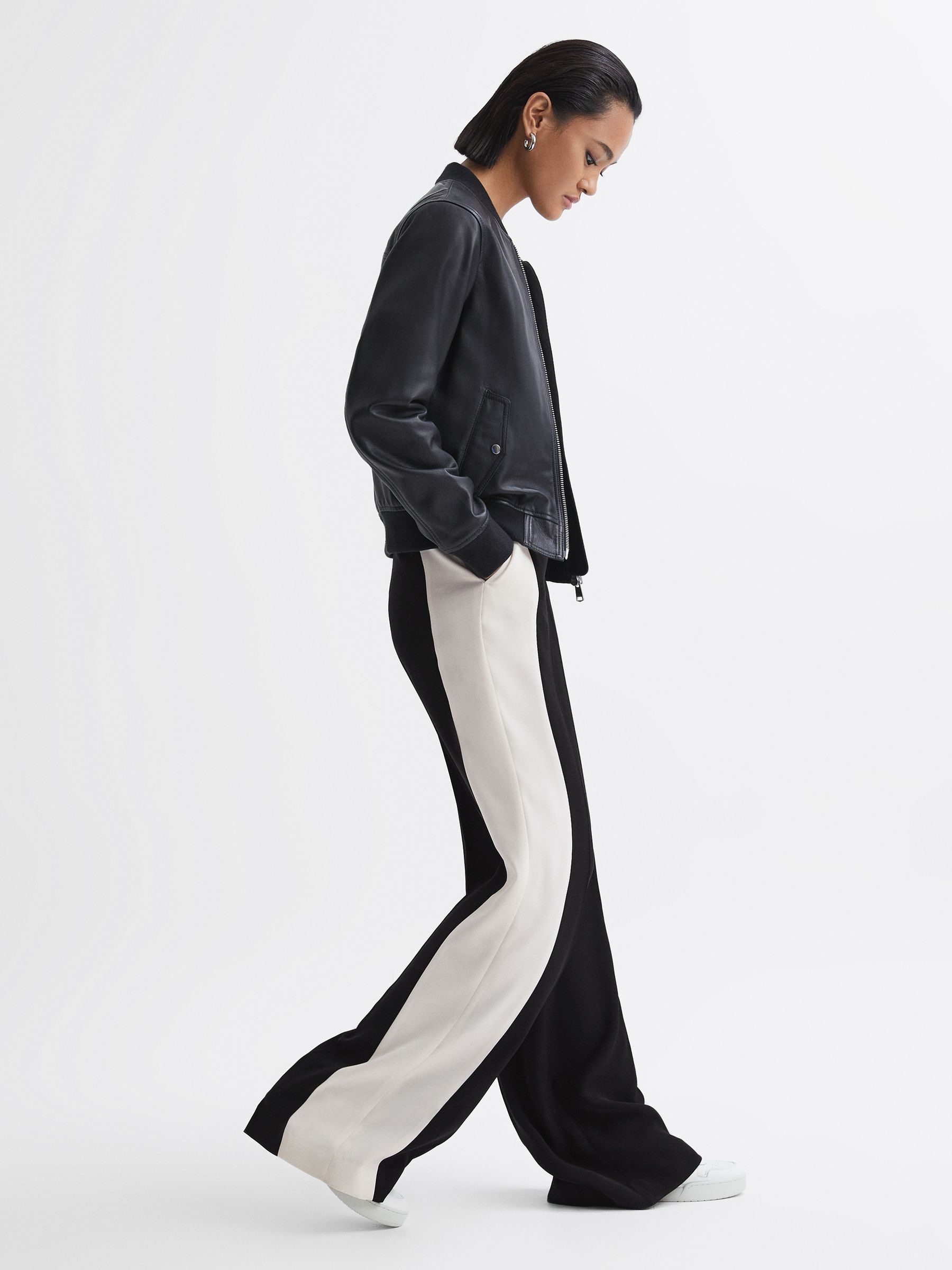 Reiss Contrast Side Wide Leg Trousers in Black | REISS
