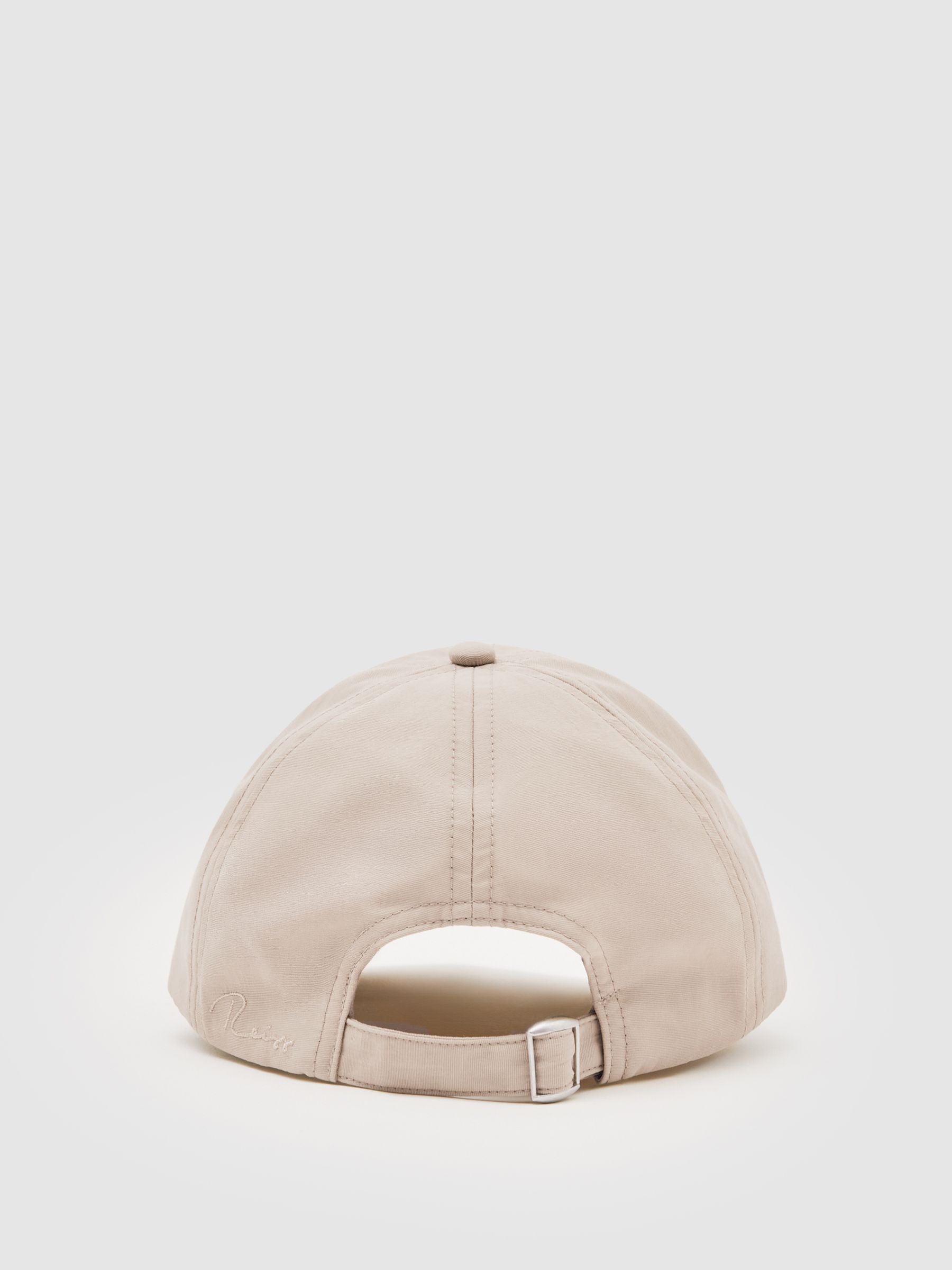 Reiss Embroidered-Logo Tech Baseball Cap in Stone - REISS